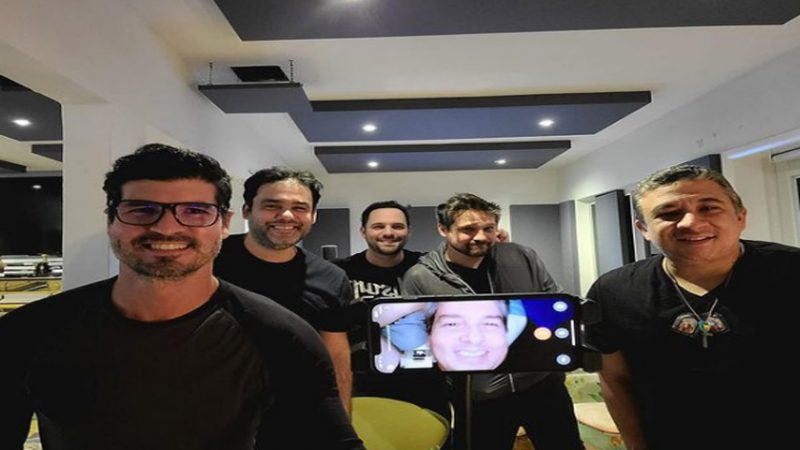 Voz Veis está de vuelta en un único concierto virtual - DiarioRepublica.com