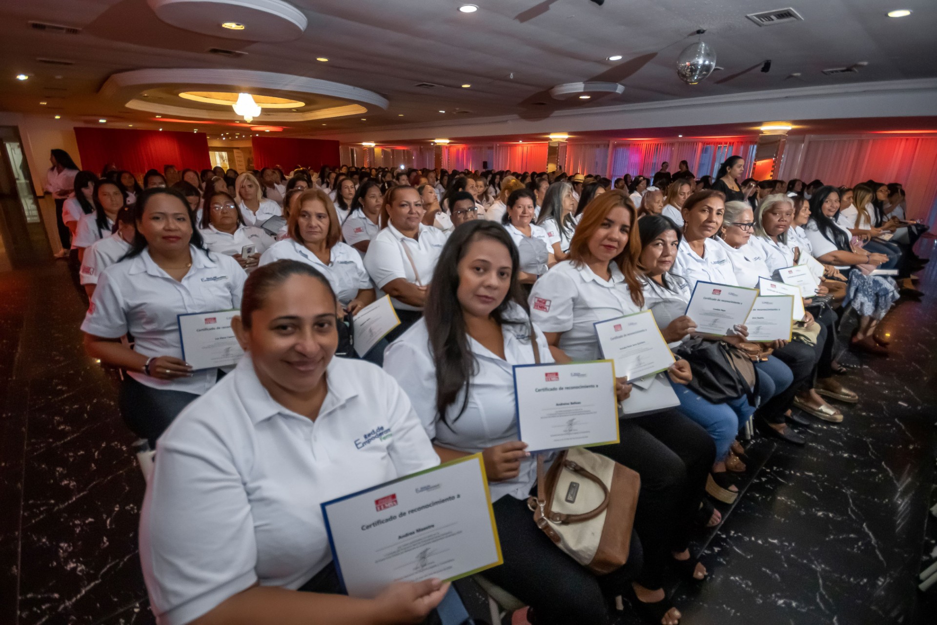 Coca-Cola FEMSA Venezuela gradúa a 326 bodegueras zulianas en la V ...