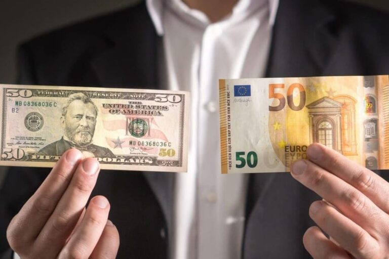 Dólar oficial roza los 300 bolívares tras alza de cierre por Navidad ...